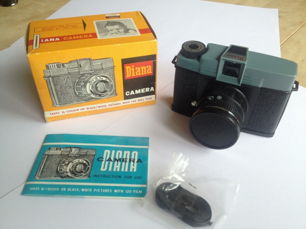 Diana Camera - En Kultförklarad Plastkamera i Original